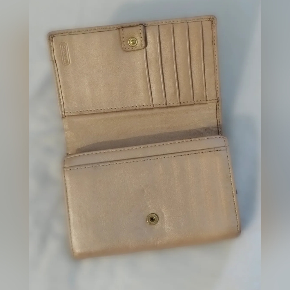 Coach Soho Pleated Wallet Metallic Beige - Gem
